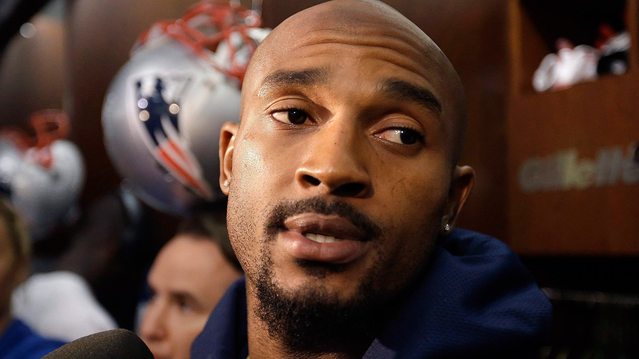 Patriots put Tarell Brown on season-ending IR