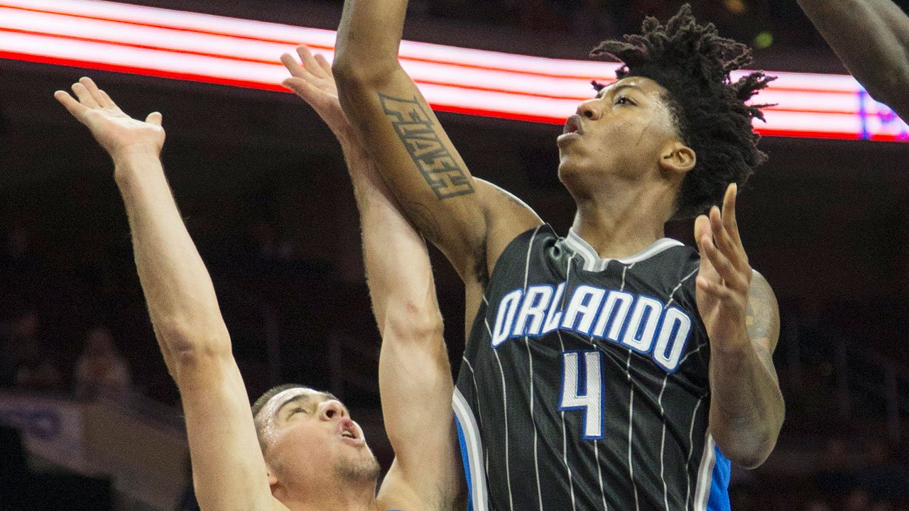Payton scores 20 as Magic beat winless 76ers