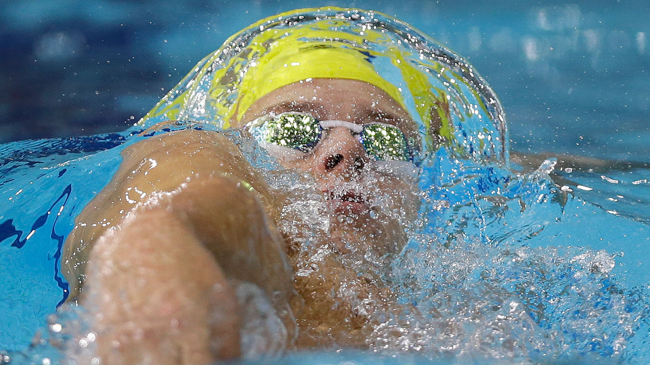 Australian Larkin sets 200M backstroke record