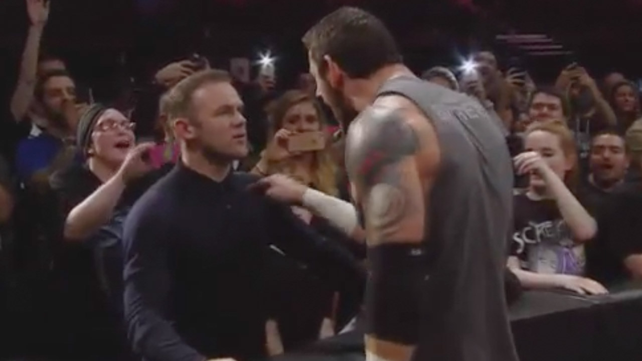 Gotta See It: Wayne Rooney slaps WWE wrestler