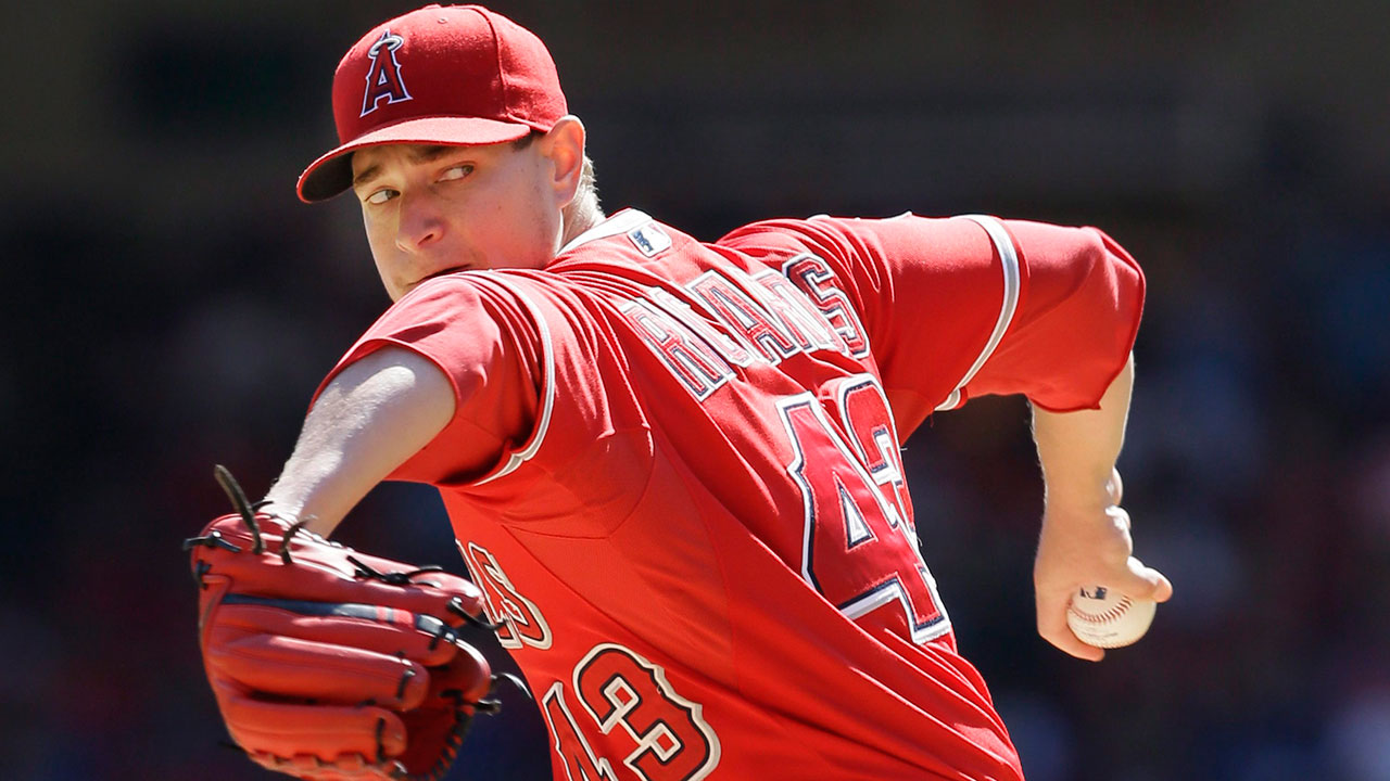 Garret Richards, Padres finalize $15.5M, 2-year contract