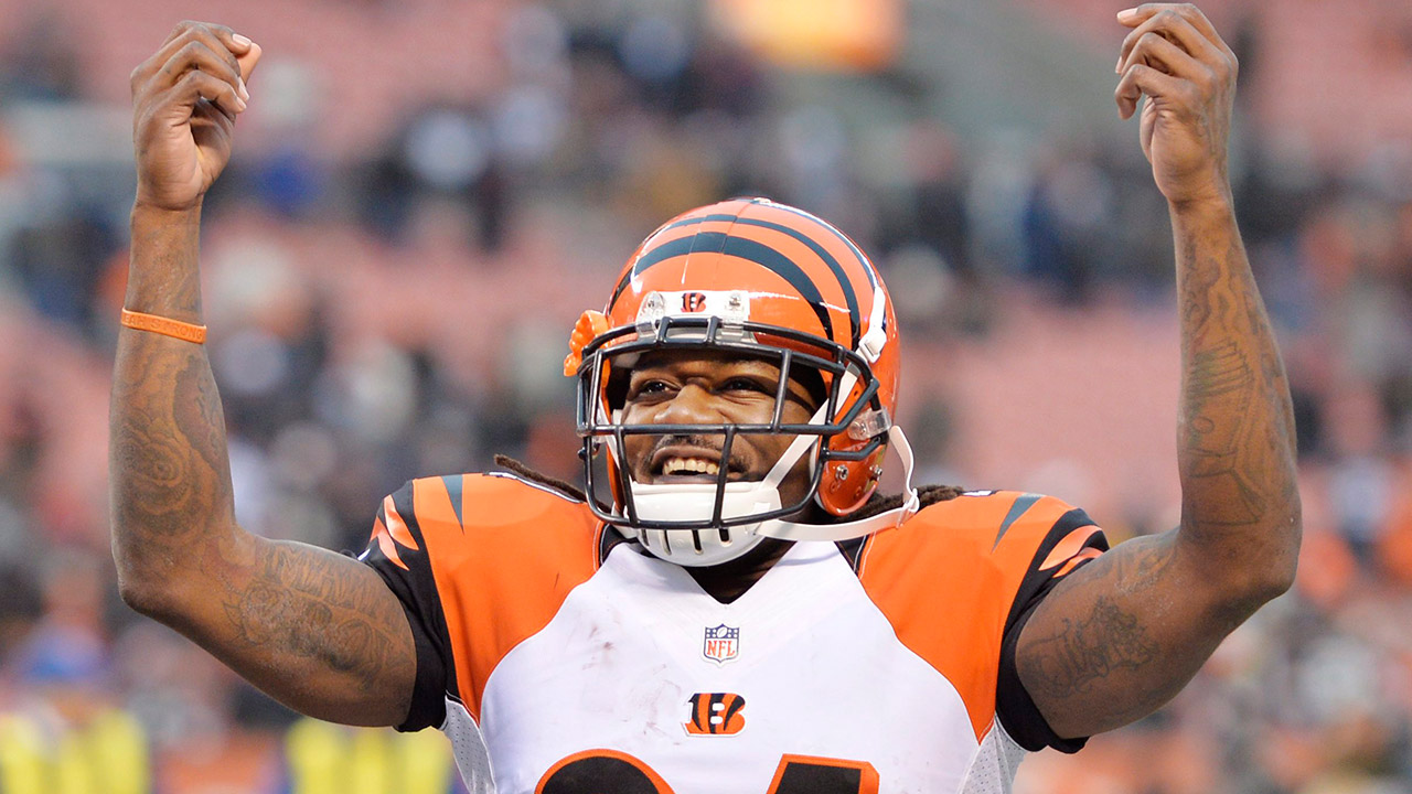 Pacman Jones Pacman Jones Suspended Without Pay Over Insane Hotel