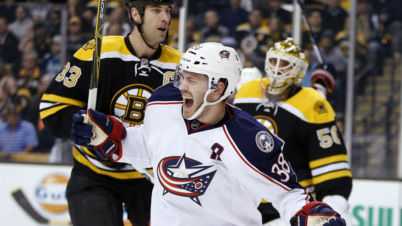 Blue Jackets sign forward Jenner to two-year extension