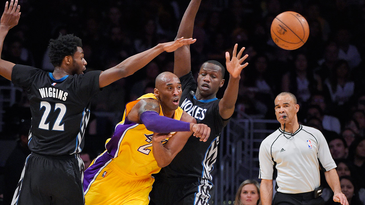 Kobe Bryant explodes in epic duel with Wiggins, Sam Mitchell