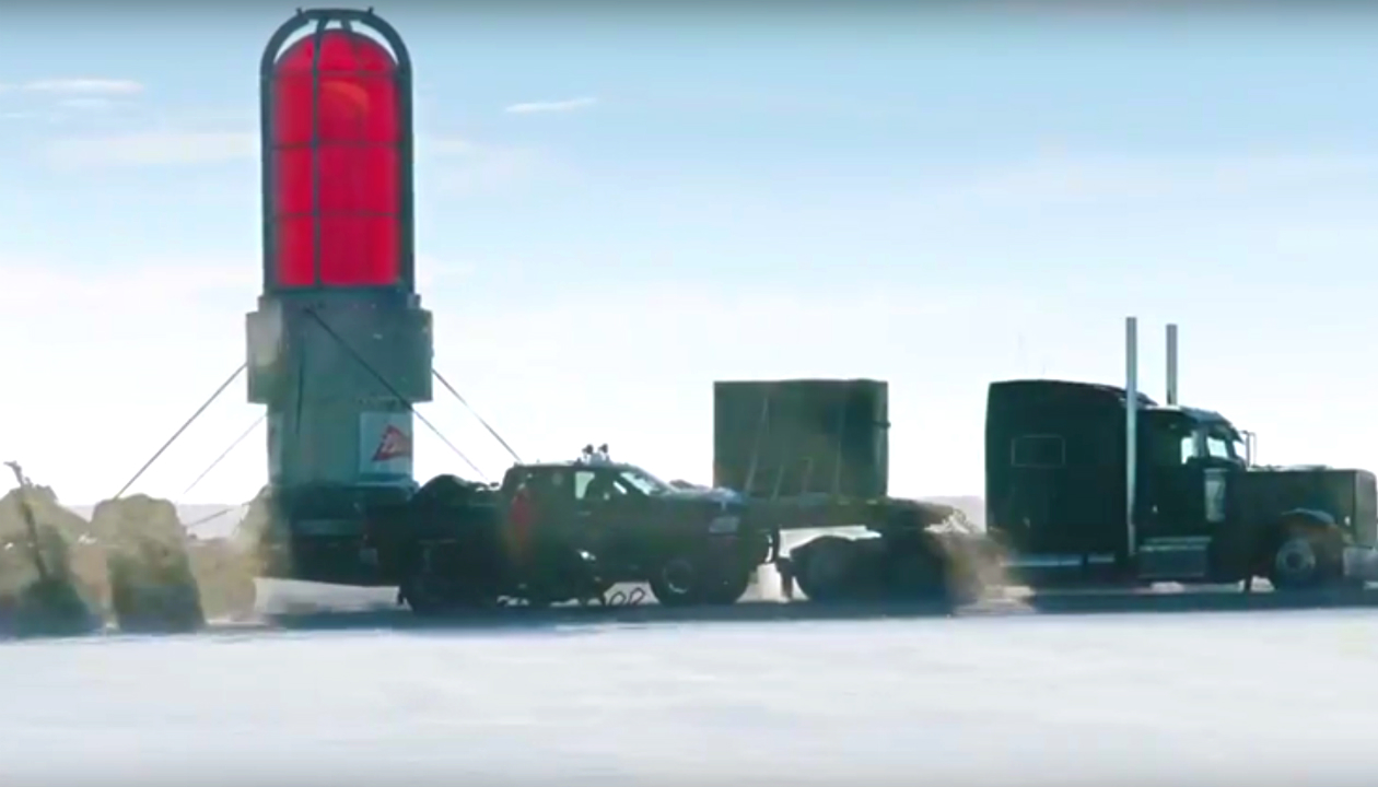 20-foot goal lamp to light up North Pole for Team Canada