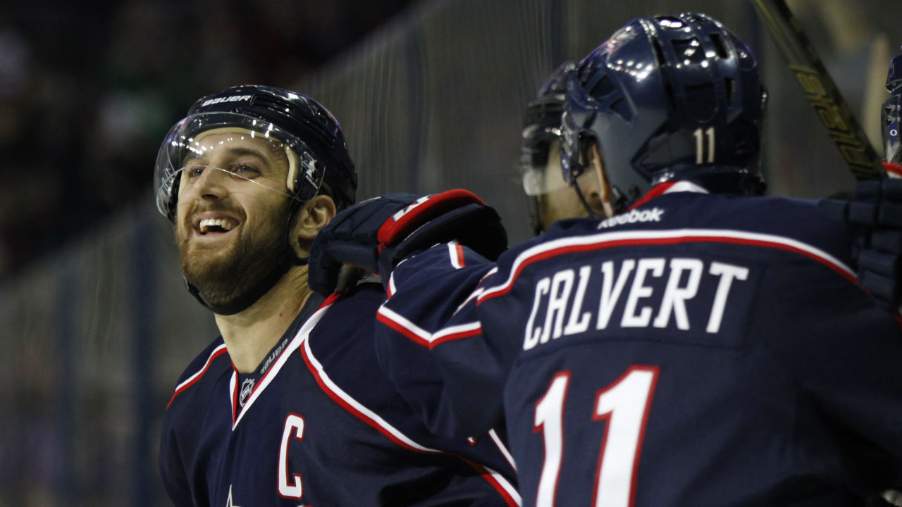 Nick Foligno’s hat trick powers Jackets over Devils