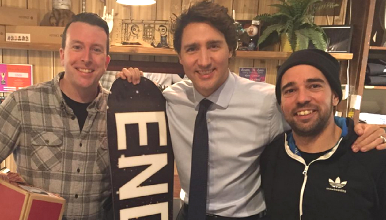 Prime Minister Trudeau takes snowboard shopping seriously