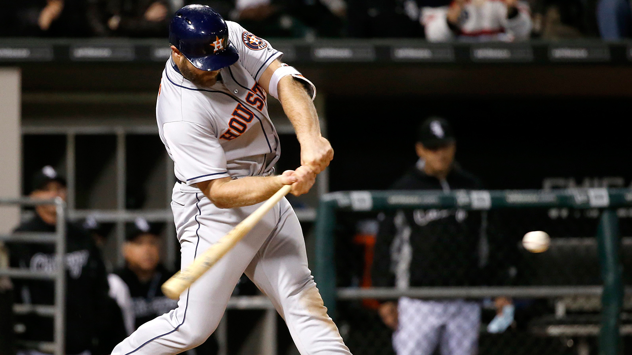 Gattis hits a pair of homers to lead Astros over Mariners