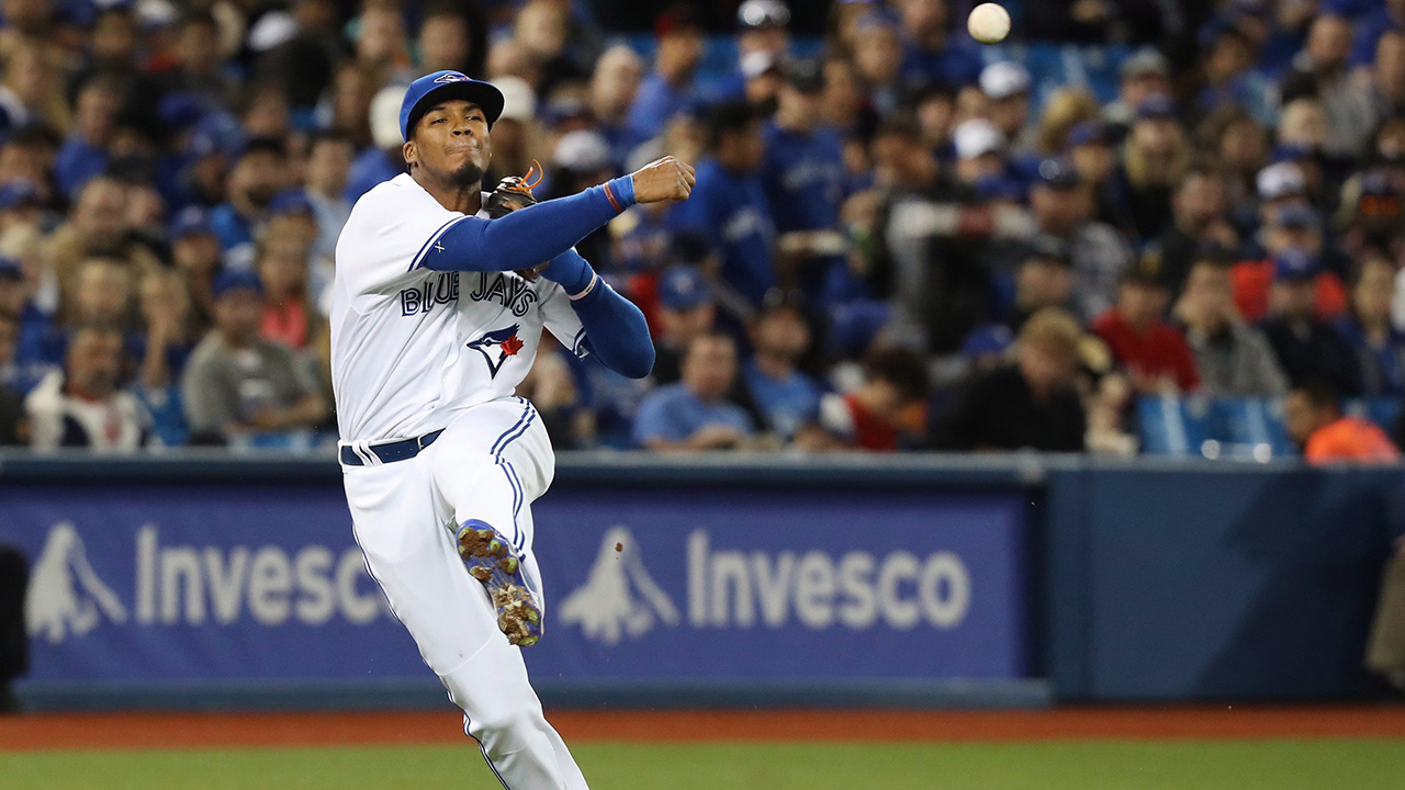 Blue Jays’ Paredes shows risk, reward of punting defence for offence