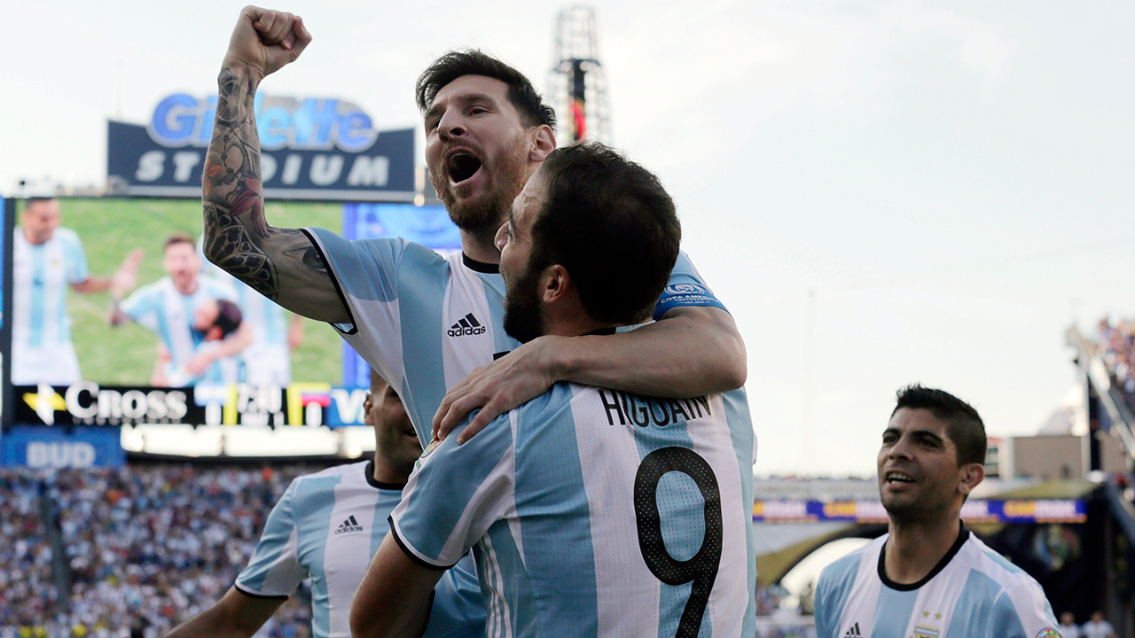 Messi ties record, Argentina advances to Copa America semis