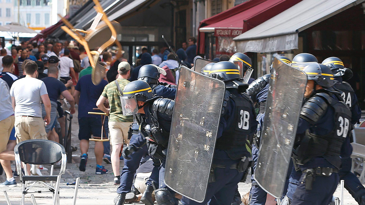 French courts convict six English soccer fans for rioting