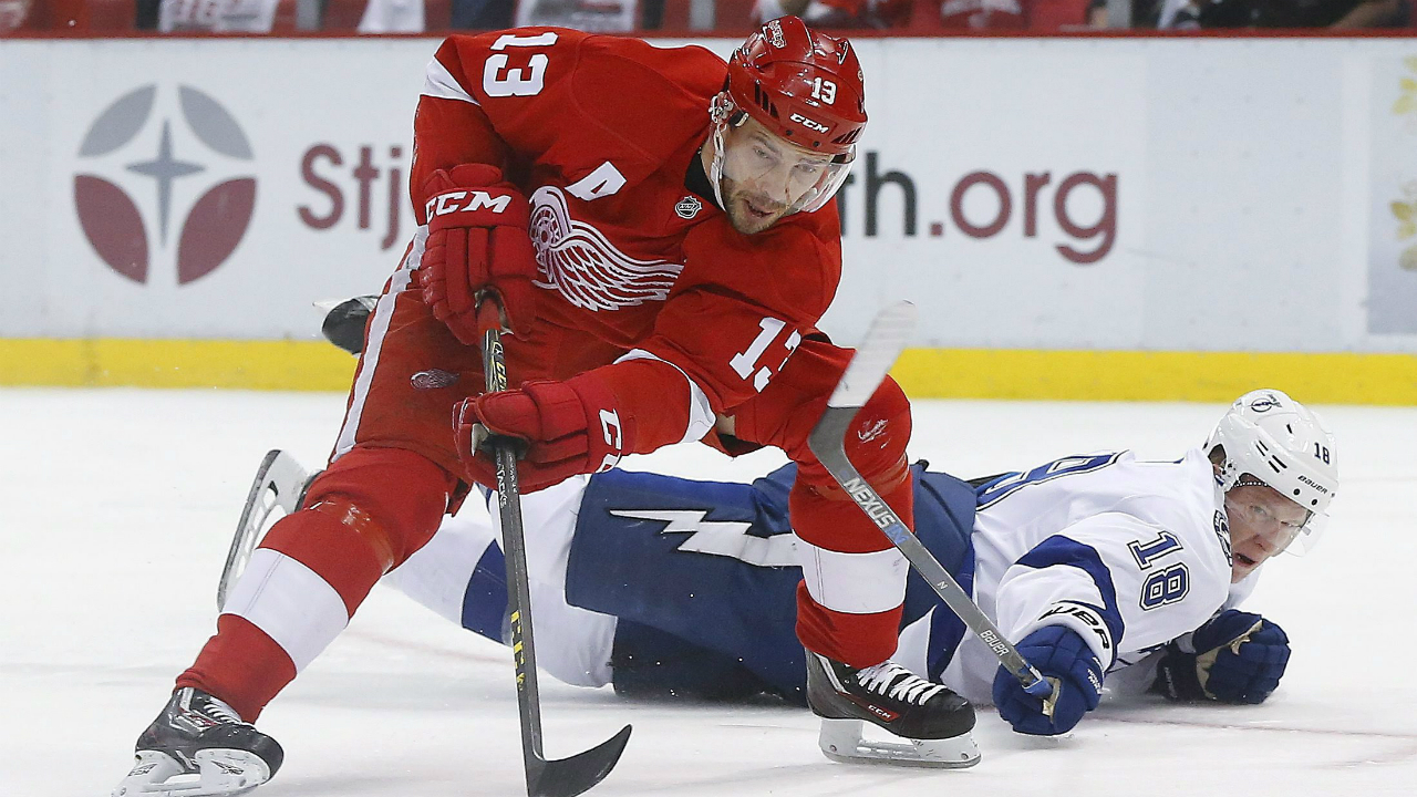 Pavel Datsyuk will play 2016-17 season in Russia