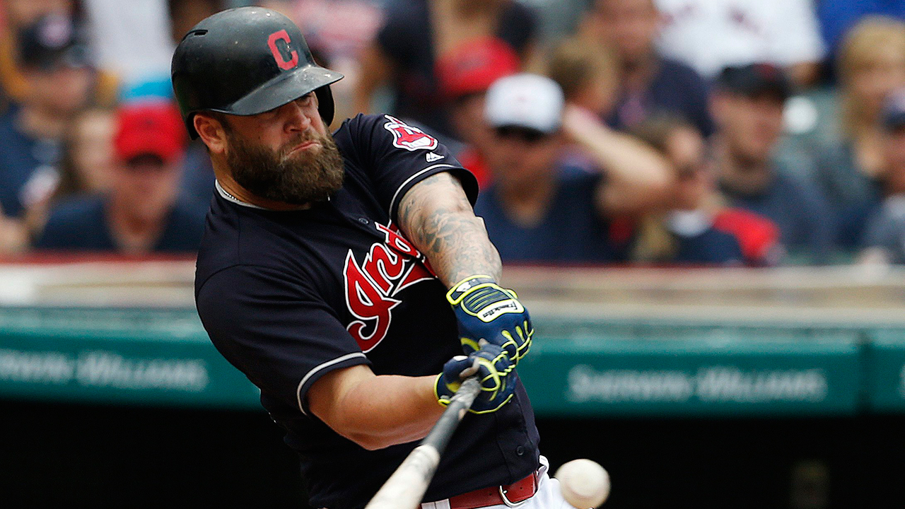 Napoli’s long drive lifts Indians over Twins