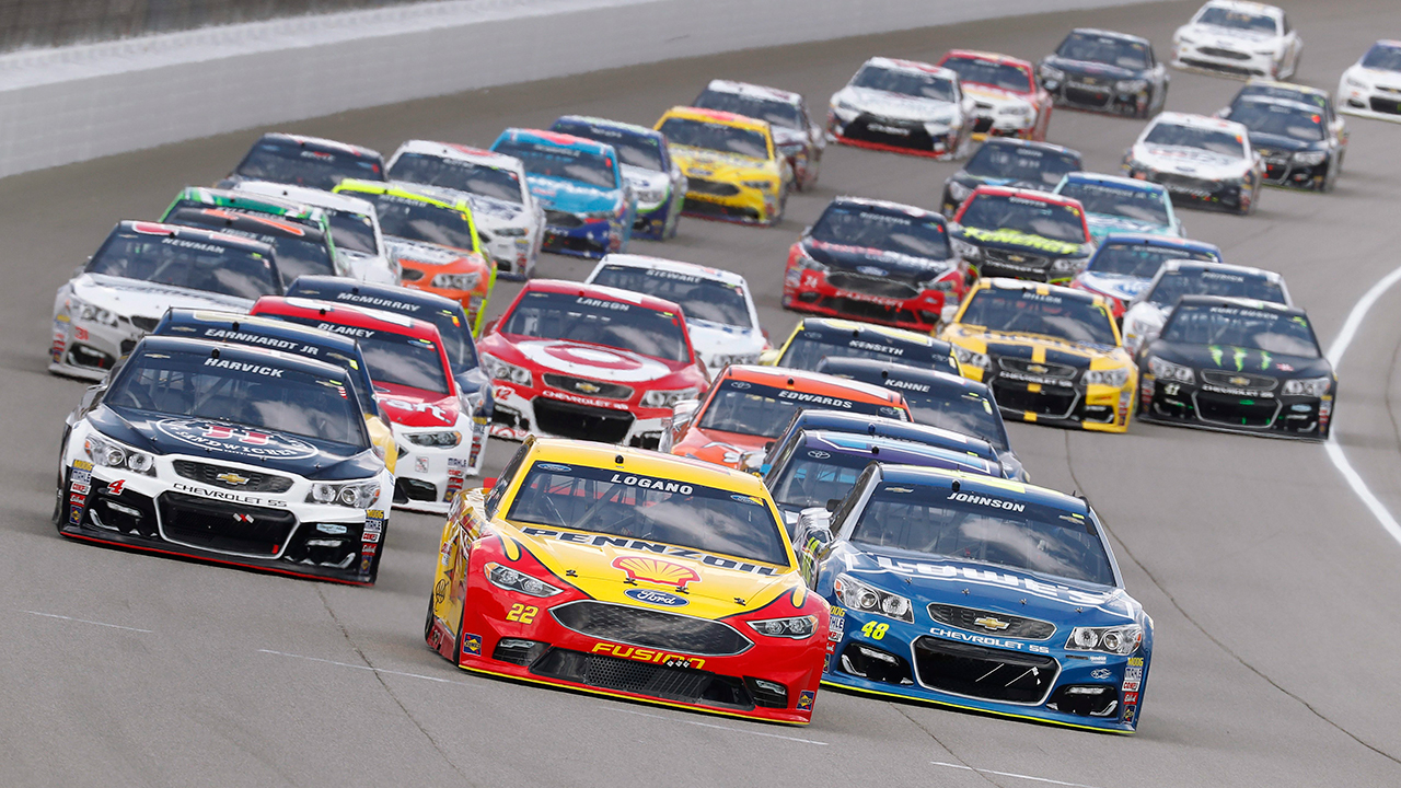 Larson takes advantage of late restart for first Cup victory