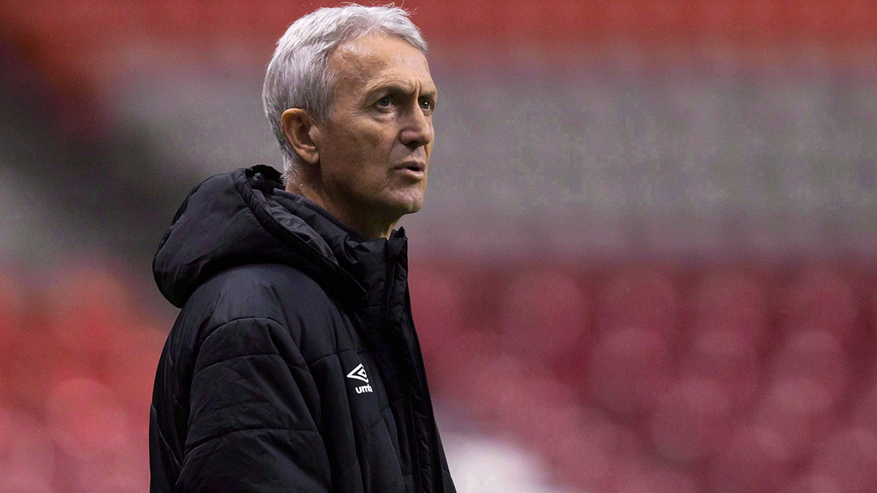Benito Floro out as Canadian men’s soccer coach