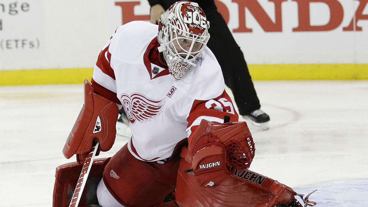 Red Wings place Jimmy Howard on 7-day IR, recall Jared Coreau