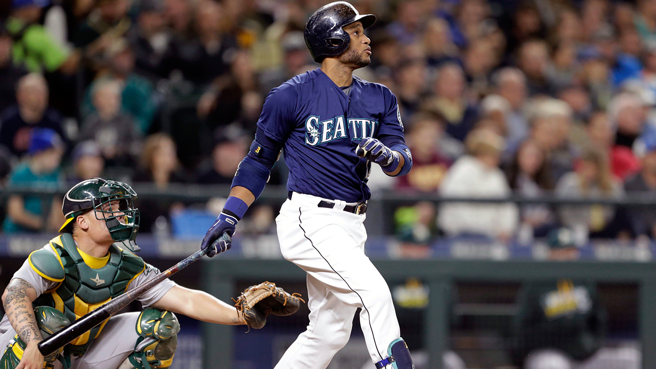 Cano hits 2 homers as Mariners tighten wild-card race