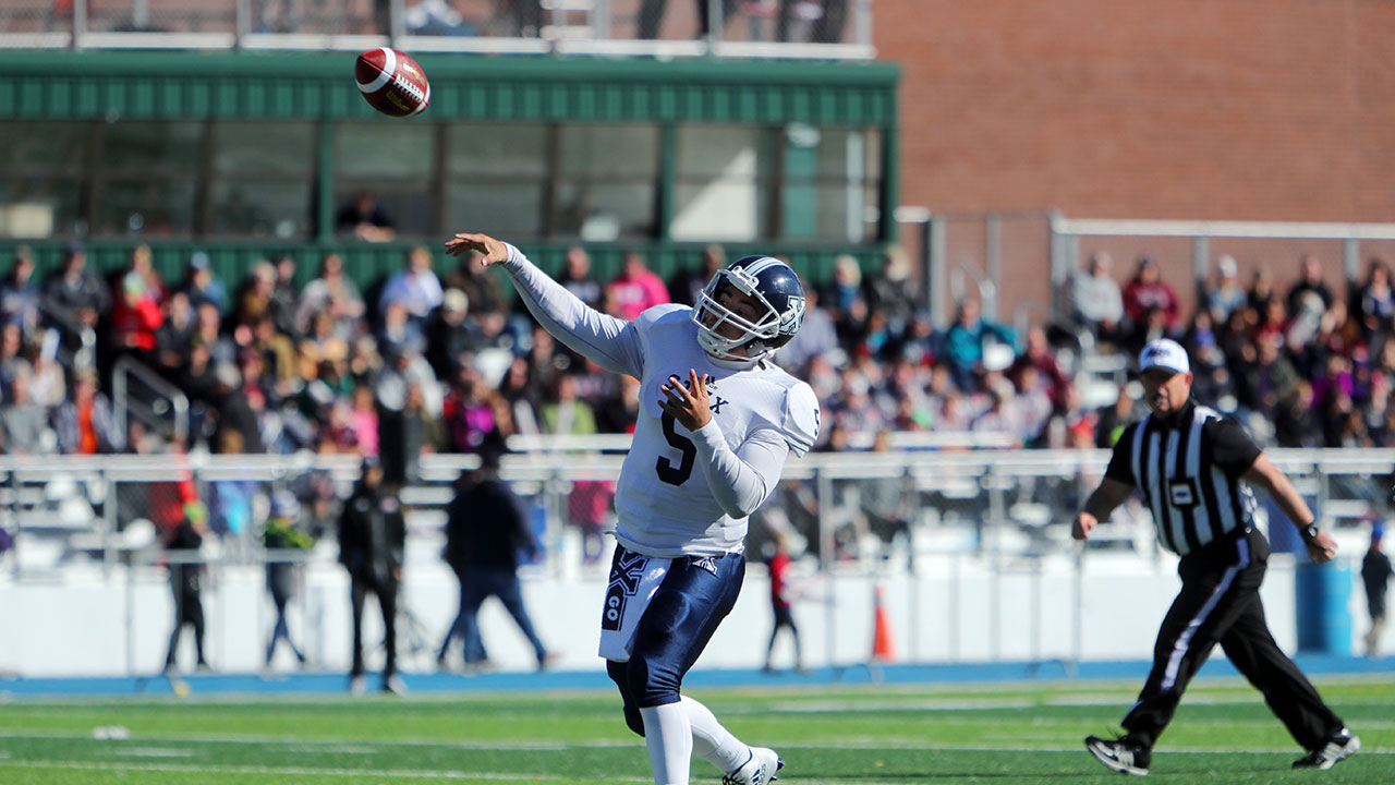StFX QB Tivon Cook named AUS outstanding player, Hec Crighton nominee