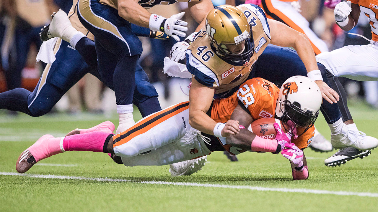 Canadian long-snapper Chad Rempel signs with Blue Bombers