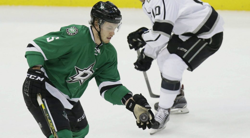 Stars sign Jamie Oleksiak to one-year deal - Sportsnet.ca