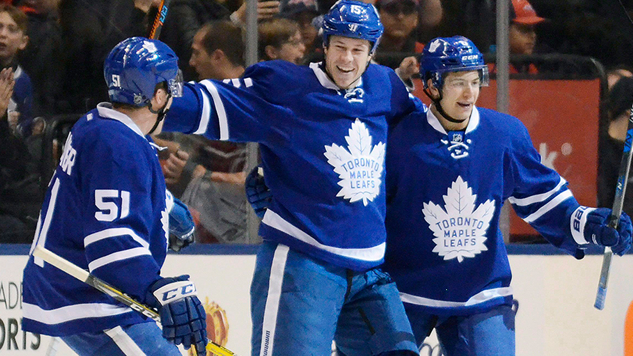 How Matt Martin has assumed a ‘big brother’ role with the Maple Leafs
