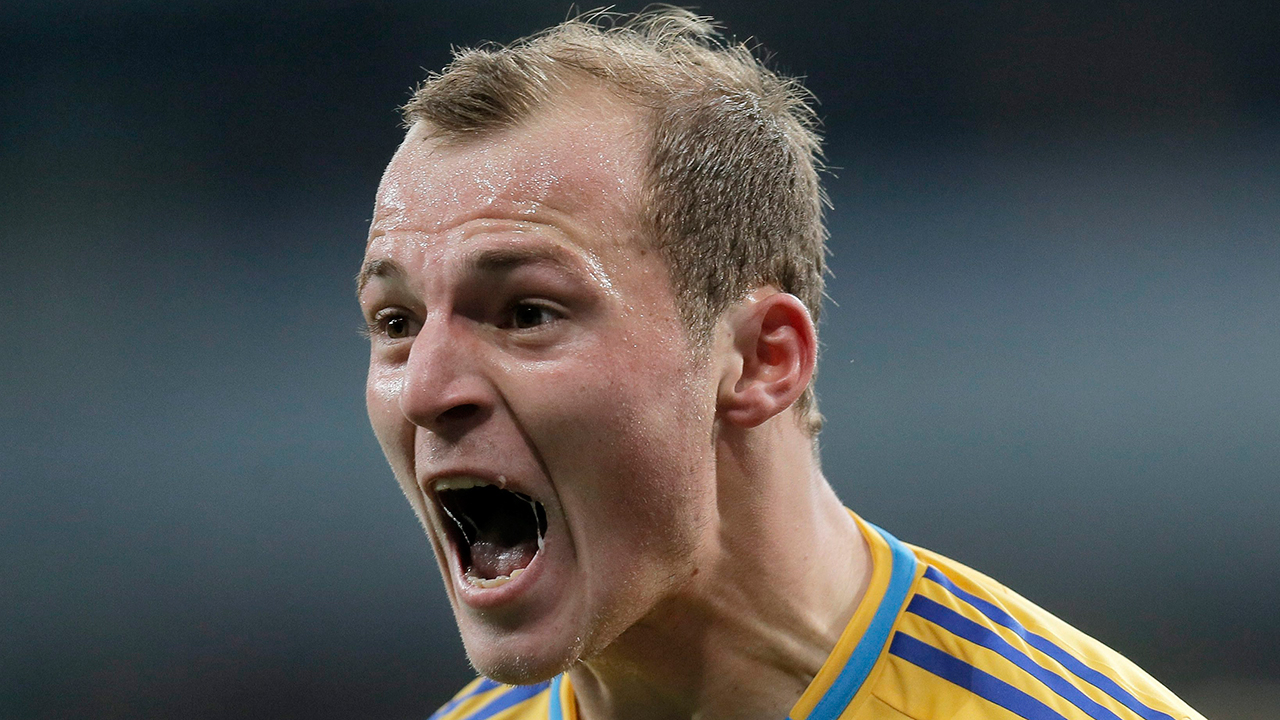 Betis players show support to Zozulya after failed transfer