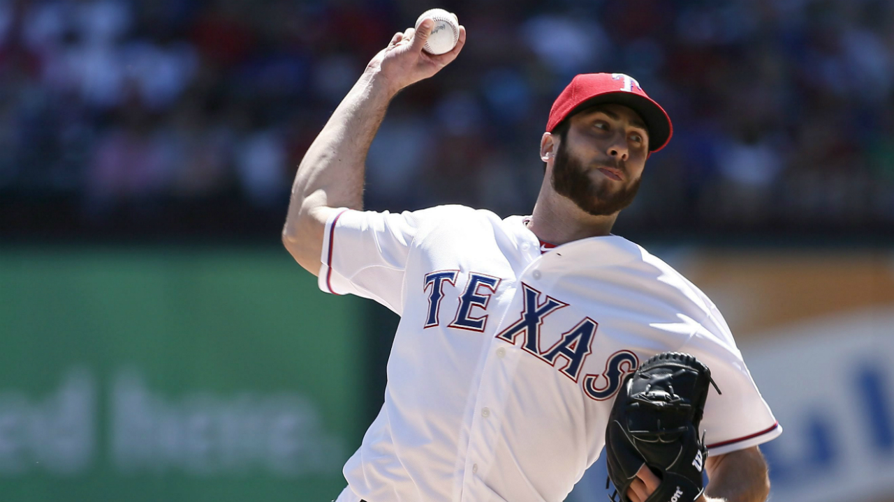 Rangers sign RHP Anthony Bass to minor-league deal