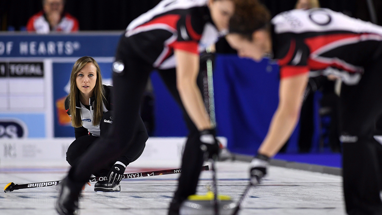Homan tops Curtis to keep perfect record intact at Scotties