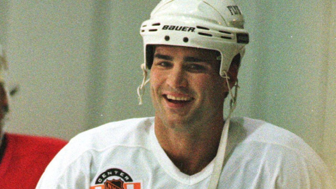 Eric Lindros keeps Nordiques jersey he refused to wear in safe place