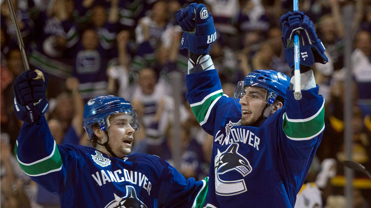 Alex Burrows thanks Canucks, city of Vancouver in Players’ Tribune