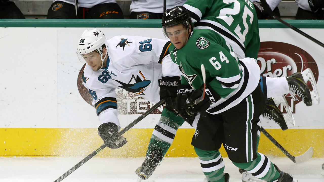 Avalanche acquire forward Brendan Ranford for Joe Whitney