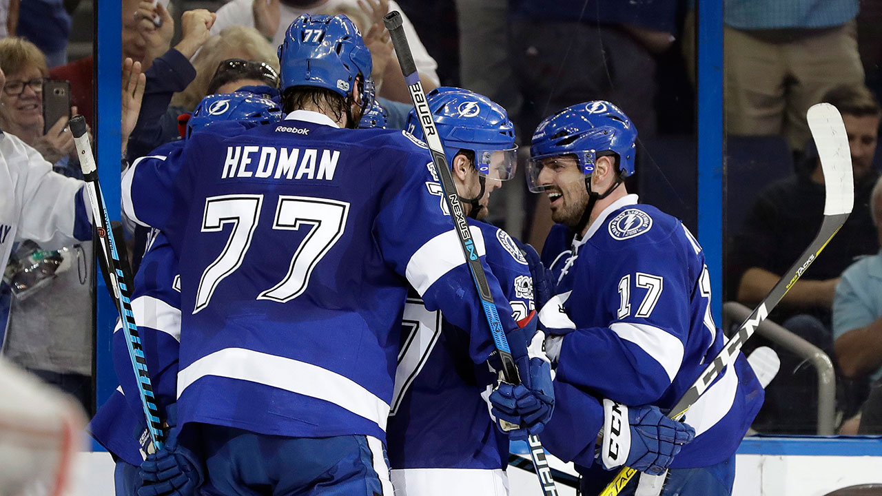 Lightning beat Red Wings for fourth straight win
