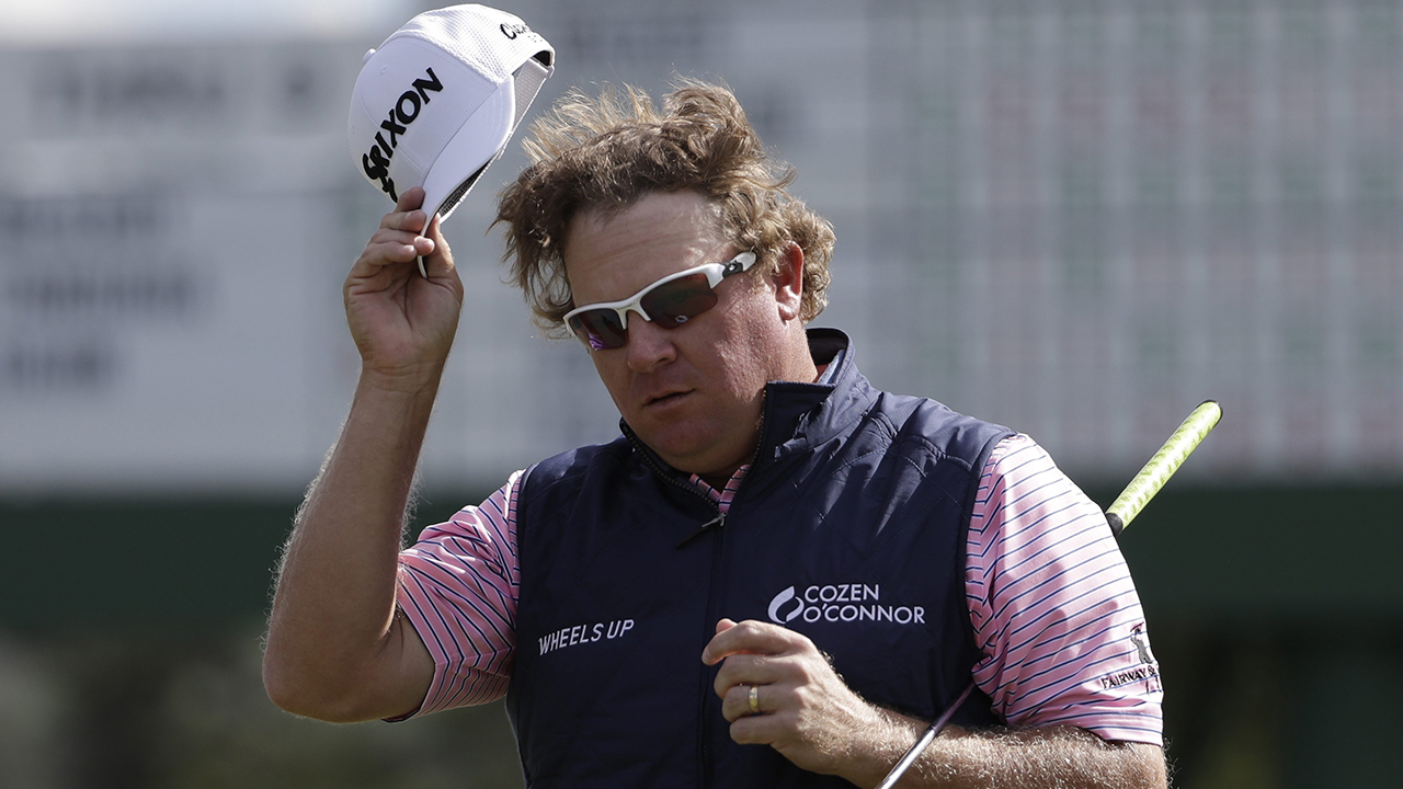 Scores rise as winds howl during first round of Masters