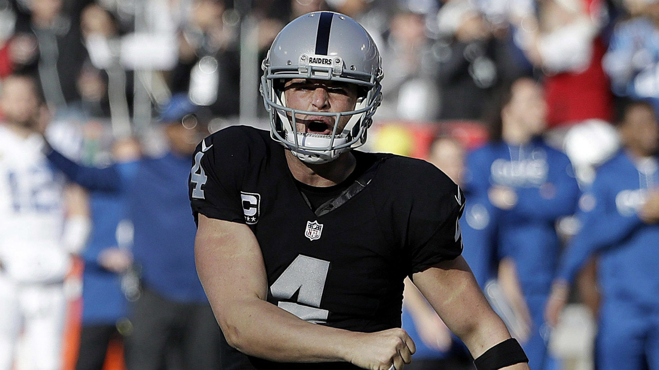 QB Derek Carr expected to play this week for Raiders