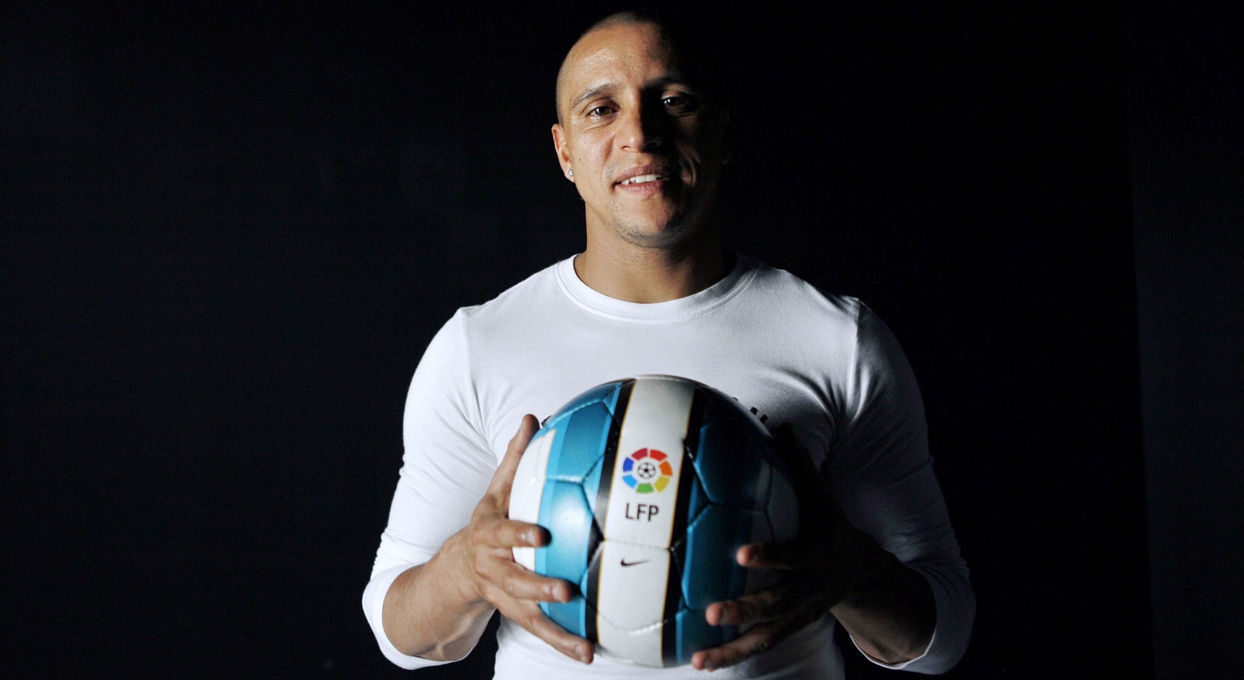 Brazilian star Roberto Carlos denies doping accusations