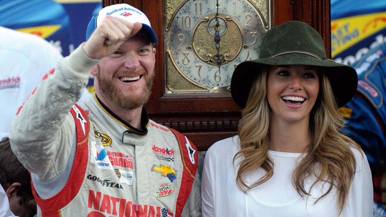 Earnhardt Jr.’s wife says competing in Clash not worth risk