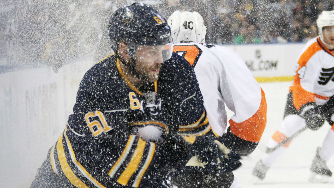 Defenceman Andre Benoit inks one-year deal with Blue Jackets