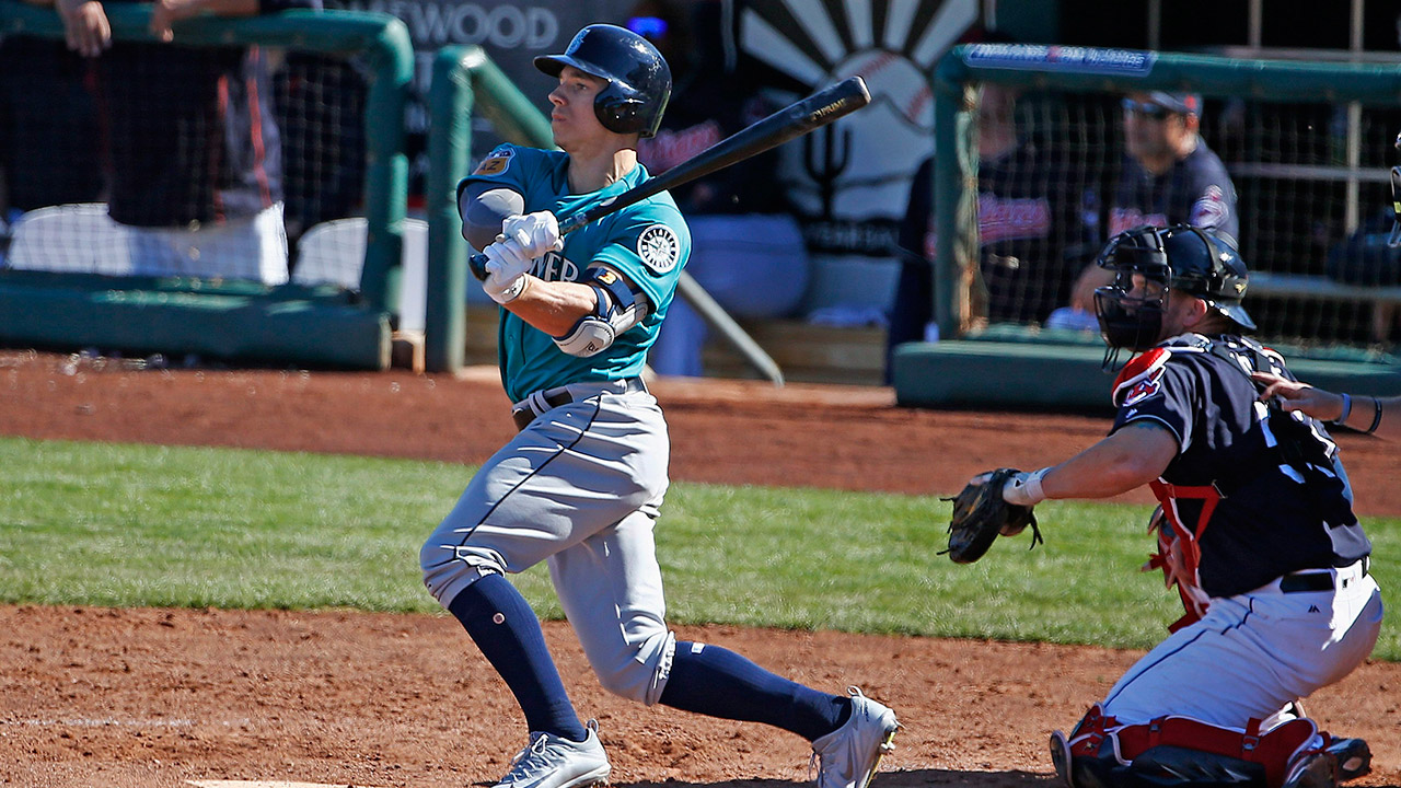 Mariners send Canadian prospect O’Neill to Cardinals for Gonzales
