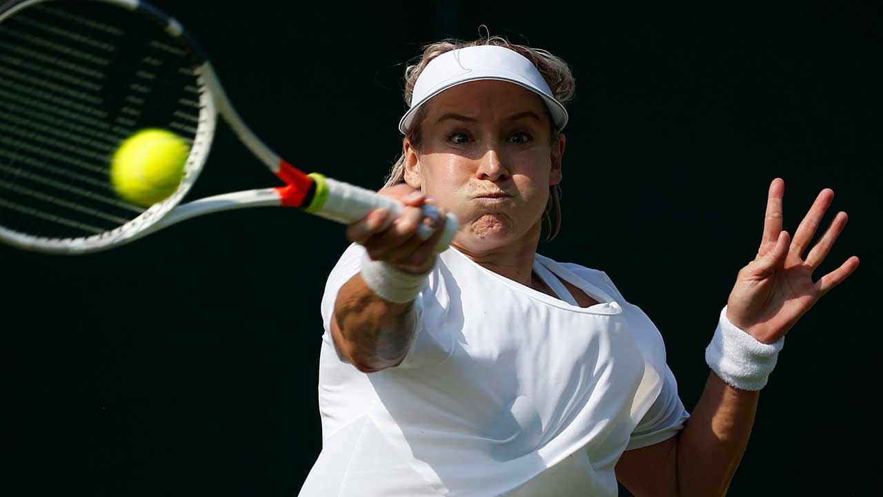 Mattek-Sands needs right knee surgery after Wimbledon injury