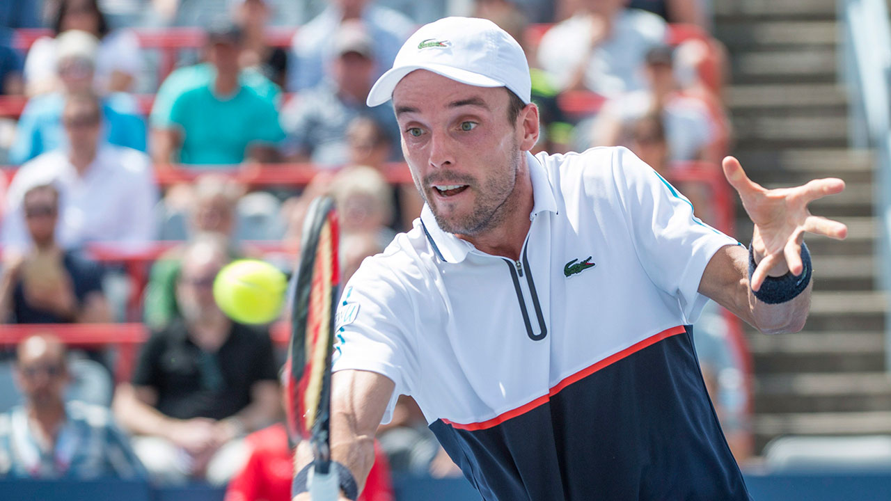Bautista Agut earns marathon win over Monfils at Rogers Cup