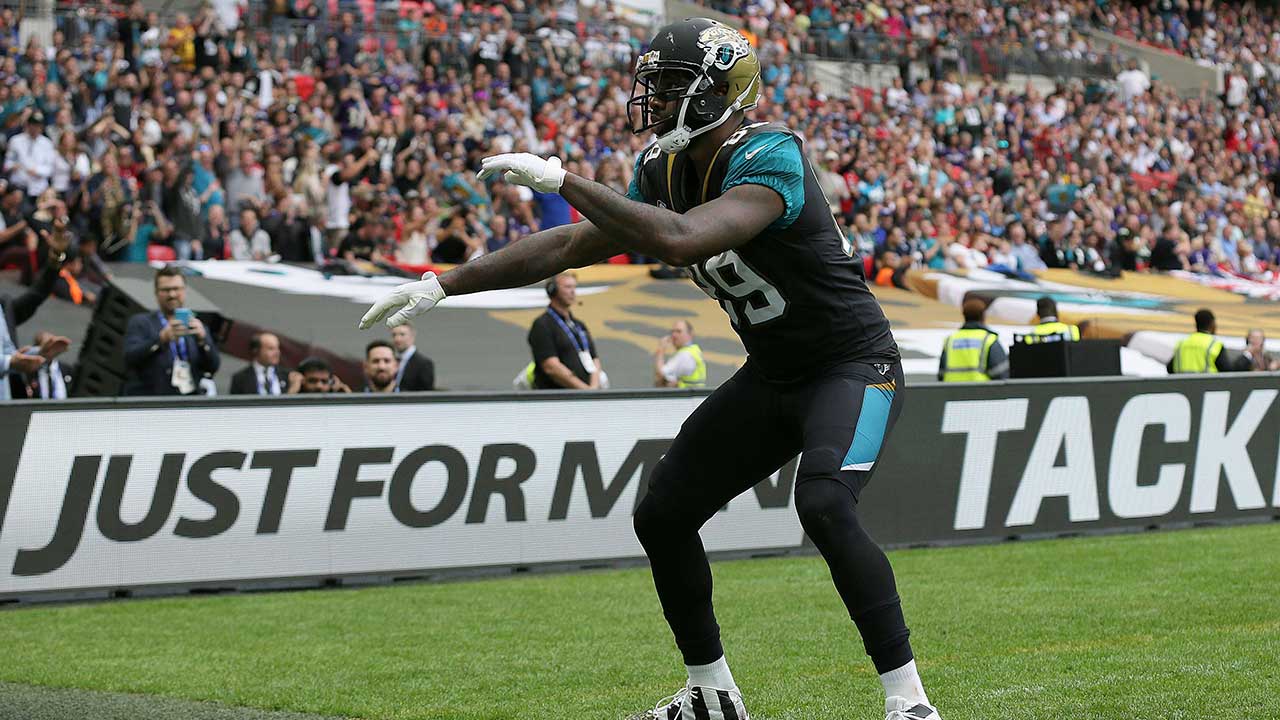 Jaguars tight end Lewis released after 12 years with team