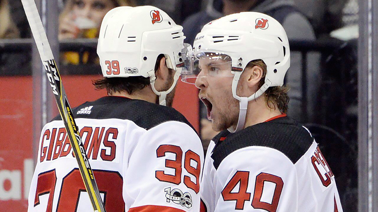 Unbeaten Devils end Maple Leafs’ perfect start to season