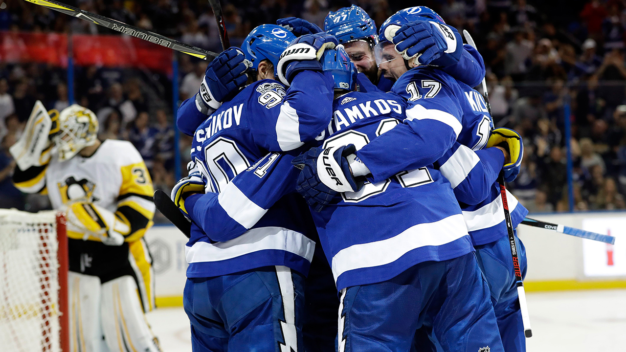 Stamkos gets 1st goal in 11 months, Lightning beat Penguins