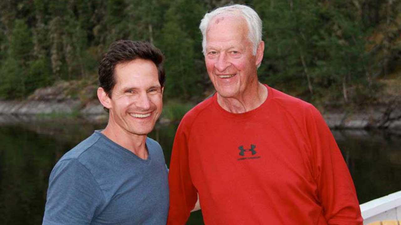 Unseen side of Gordie Howe revealed in son’s new memoir