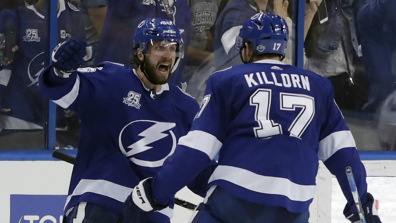 Point scores in OT, Lightning beat Capitals