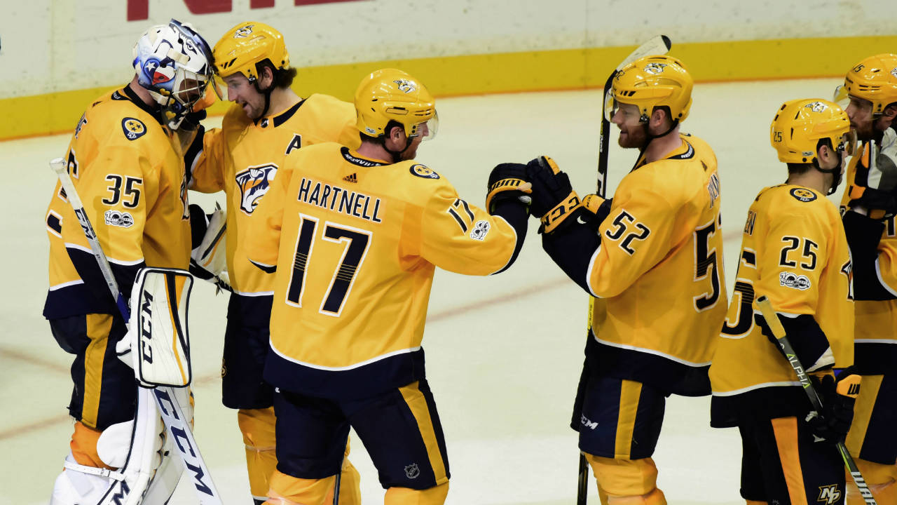 Predators rally, beat Flyers to celebrate raising banner