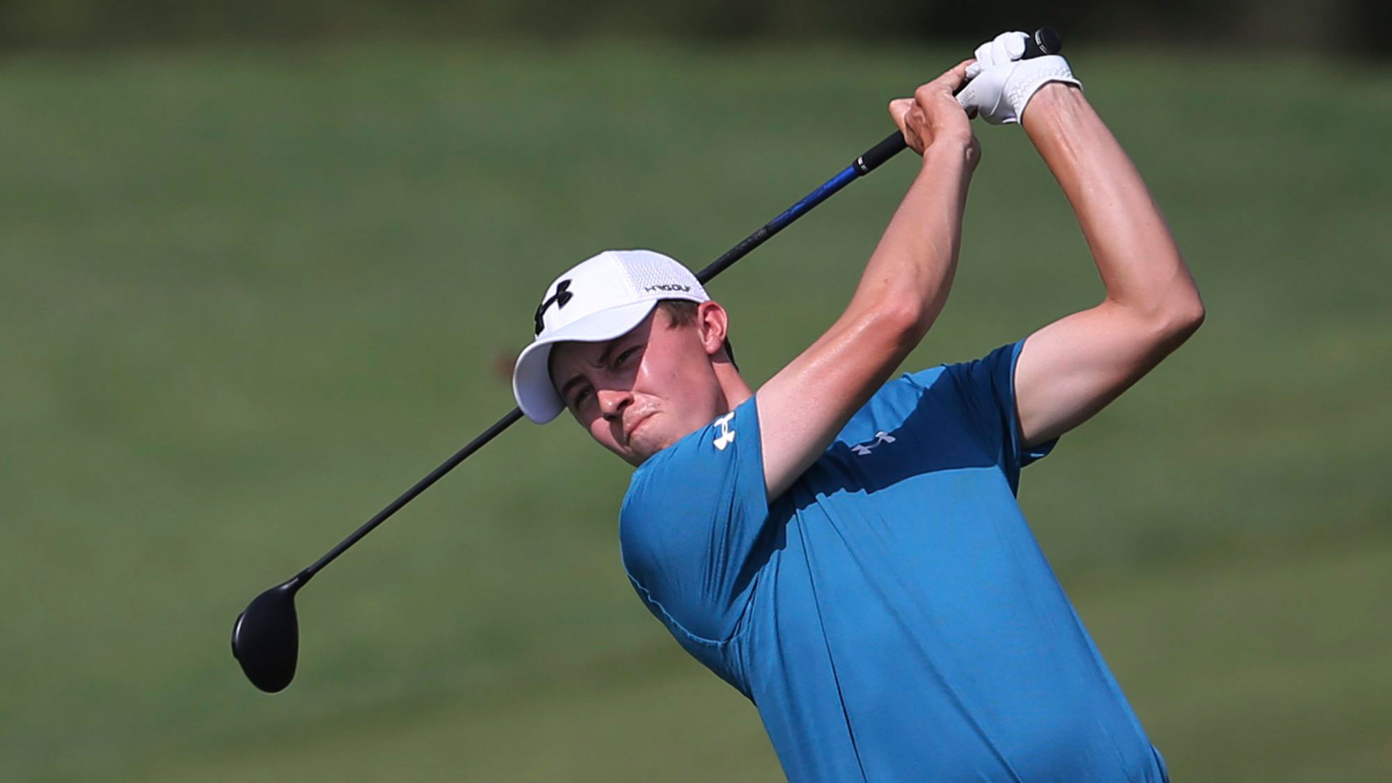 Defending champ Fitzpatrick leads by one stroke in Dubai