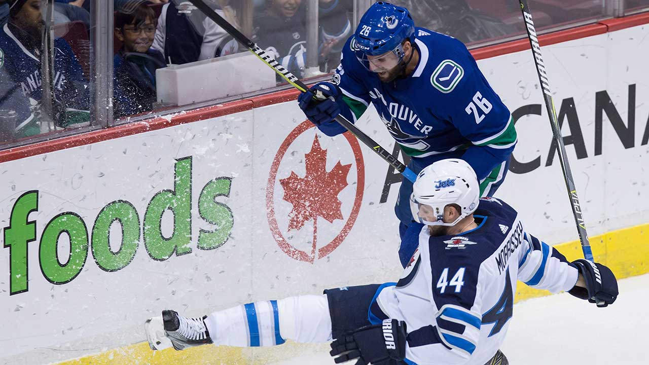 Vanek having bigger impact than expected for Canucks