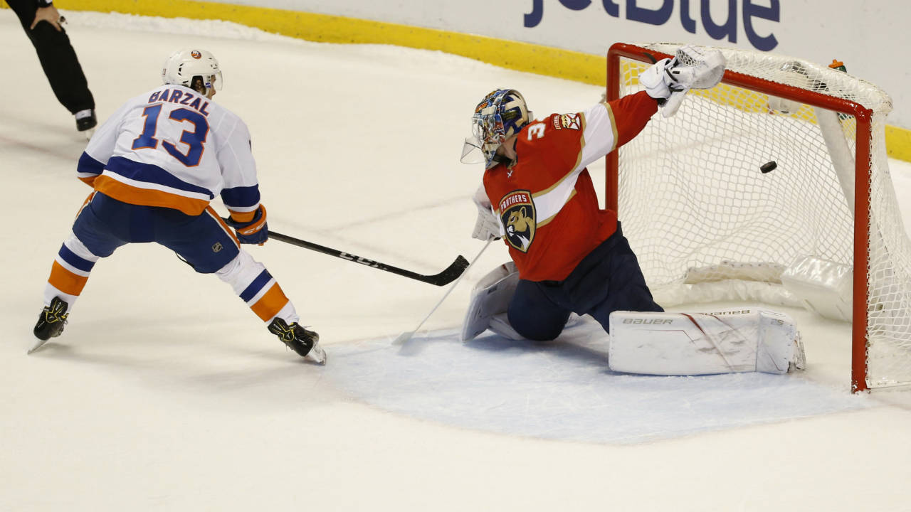 Barzal scores shootout winner, Islanders edge Panthers