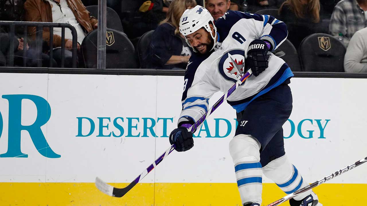 Jets’ Byfuglien returns to lineup Tuesday vs. Avalanche